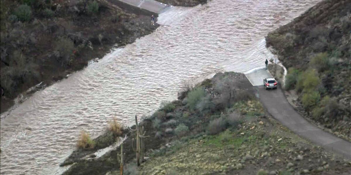 VIDEO: Heavy rain leads to flooded roadways in parts of Cave Creek, Anthem VIDEO: Heavy rain leads to flooded roadways in parts of Cave Creek, Anthem